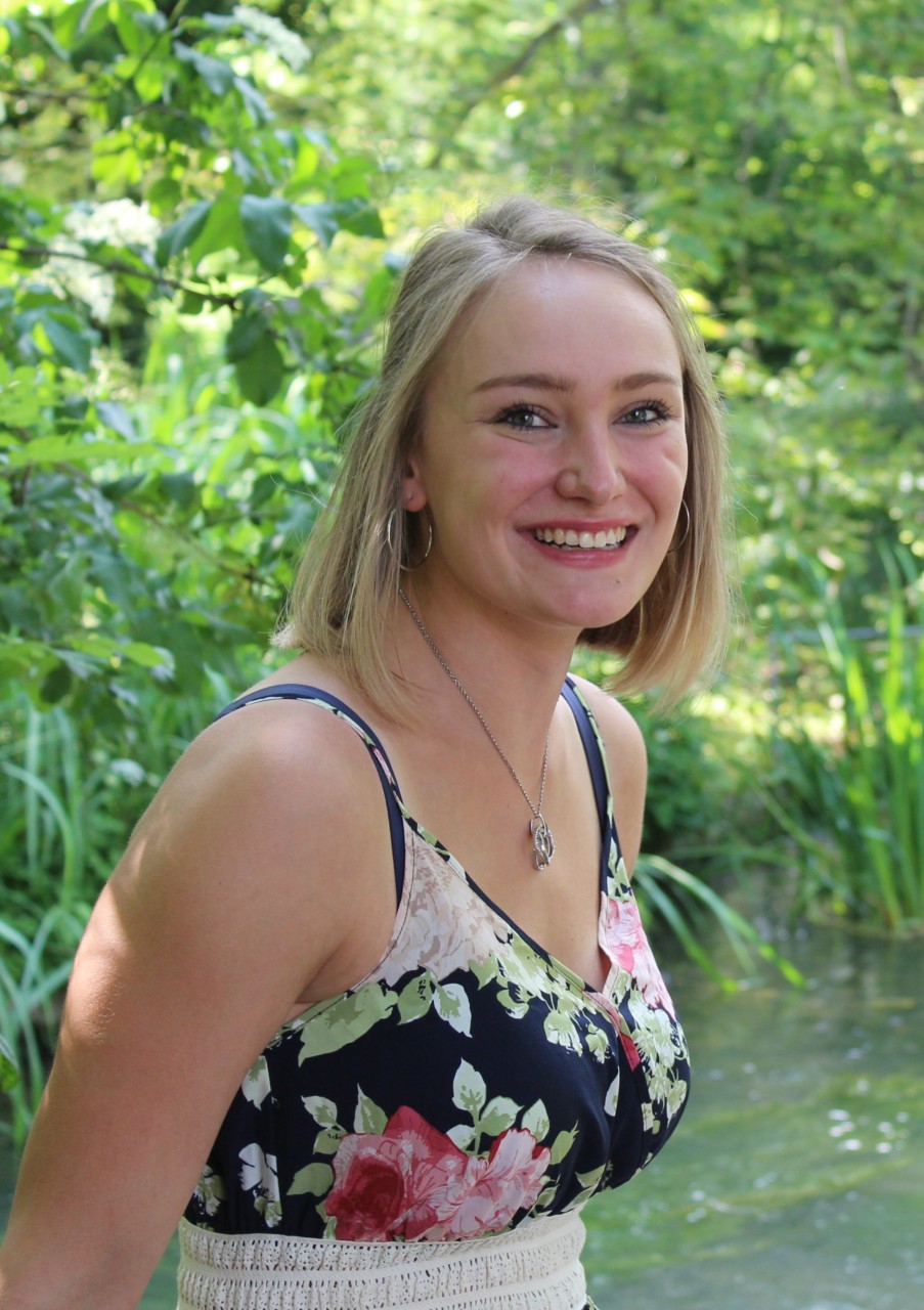 Lea Hohmann | f1rstlife